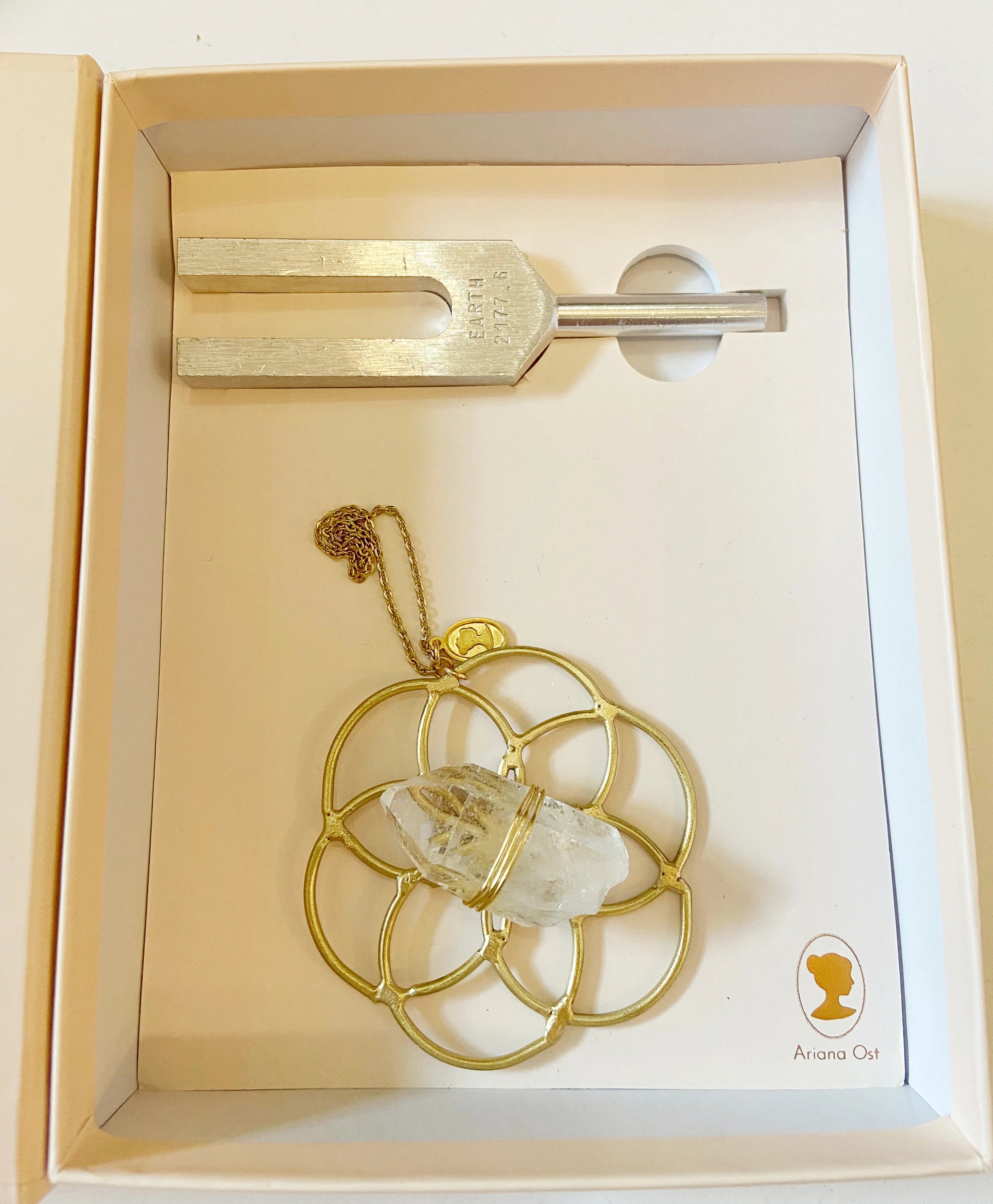 Sound Healing Crystal Kit - Earth Tuning Fork and Super Mini Flower of ...